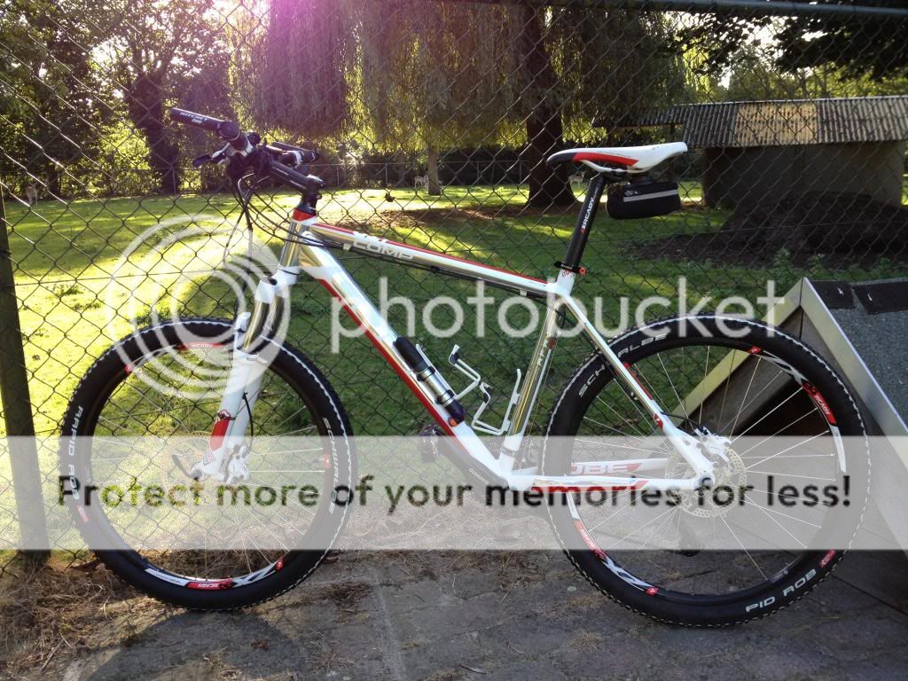 Cube LTD Comp 2011 - Mountainbike.nl