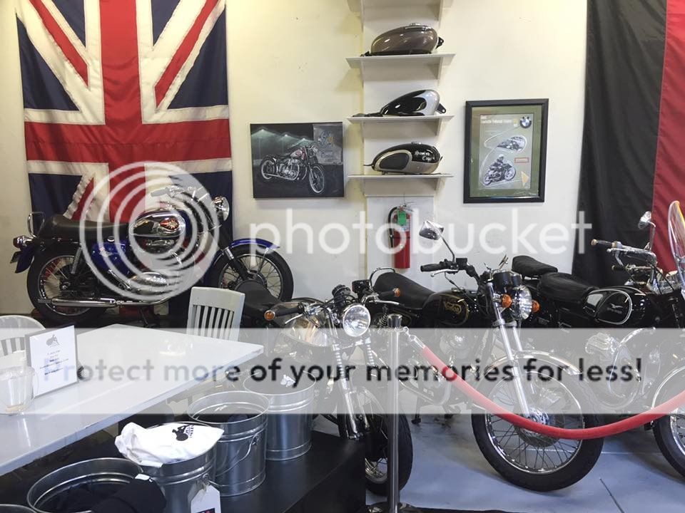 20th Century Cycles aka Billy Joel's garage. | Triumph Rat Motorcycle ...
